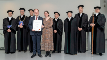 Roel graduated | Nonlinear Nanophotonics (NLNP)